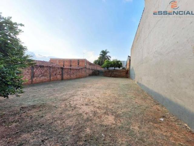 Terreno à venda, 500 m² por R$ 300.000,00 Vila Assumpção Botucatu/SP