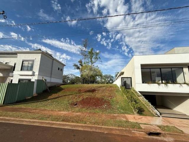Terreno à venda, 500 m² por R$ 700.000,00 Royal Boulevard Foz do Iguaçu/PR