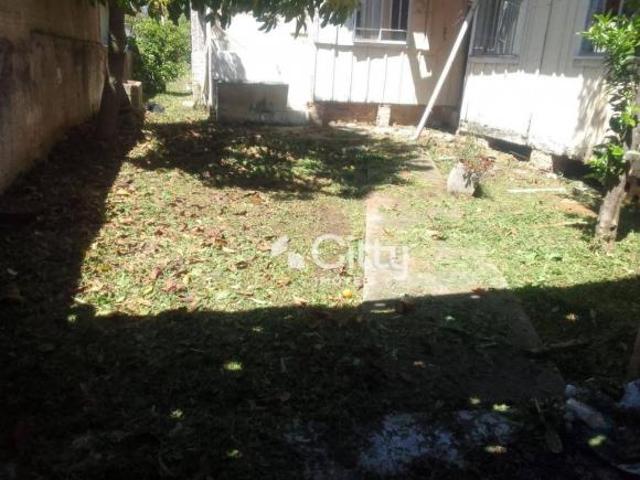 Terreno à venda, 539 m² por R$ 1.090.000 Bacacheri