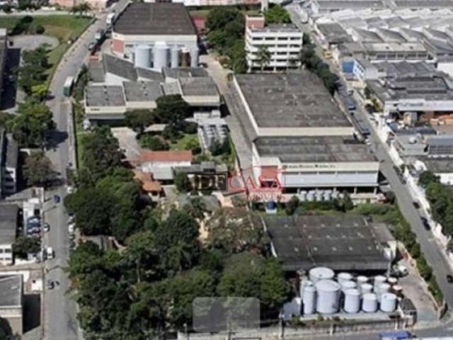 Terreno à venda, 5500 m² 55x100 por R$ 8.000.000 Serraria Diadema/SP