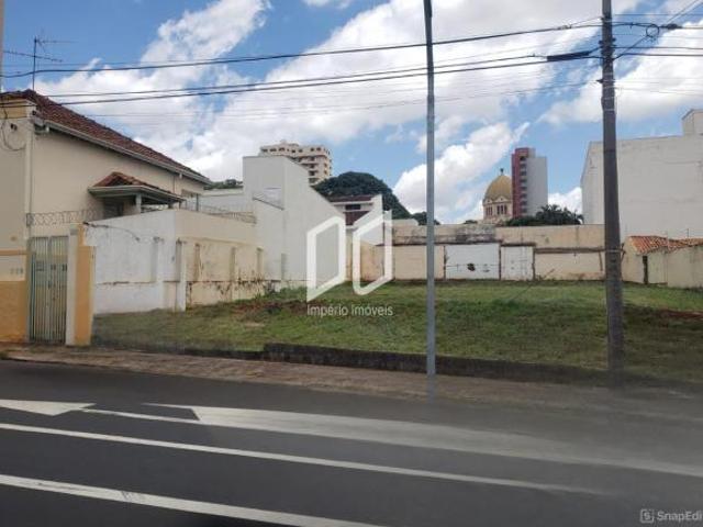 Terreno a venda, 642 Metros Quadrados, R$ 640.000,00, Av. Sete de Setembro, Centro, ARARAQUARA SP