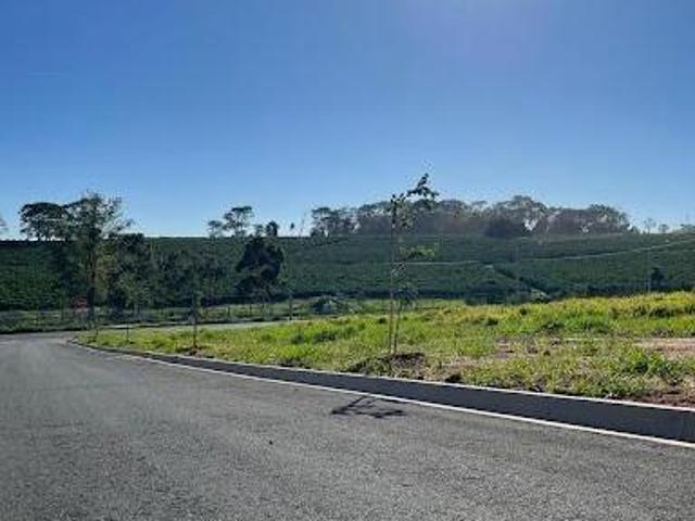 TERRENO A VENDA