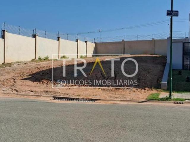 Terreno à venda 709,71m2 no condomínio Arborais pronto para contruir
