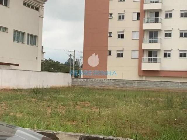 Terreno à venda, 751 m² por R$ 5.000.000,00 Condomínio Centro Empresarial Taqu