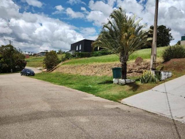 Terreno à venda, 800 m² por R$ 200.000 Condomínio Village Araçoiaba Araçoiaba da Serra/SP