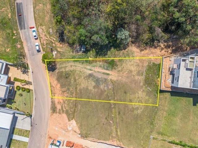 Terreno à venda, 802 m², no Condomínio Santa Teresa entre Vinhedo e Itupeva SP