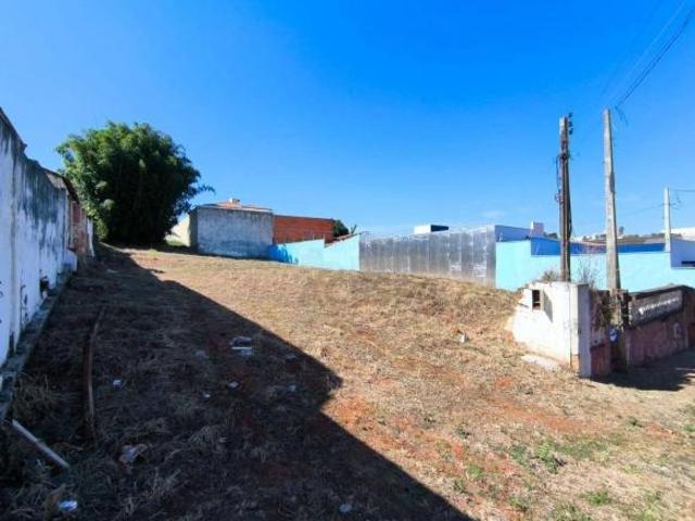 Terreno à venda, 860 m² por R$ 550.000,00 Jardim Ipyranga Botucatu/SP