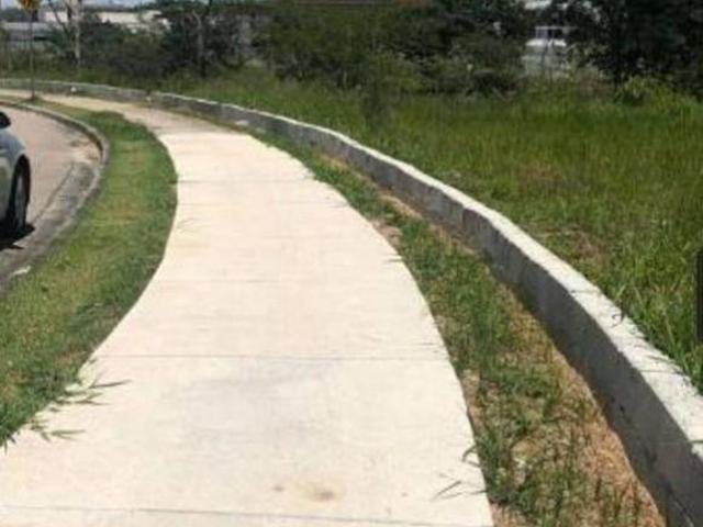 Terreno à venda, 872 m² por R$ 1.800.000,00 Condomínio Residencial Colinas do Paratehy São José