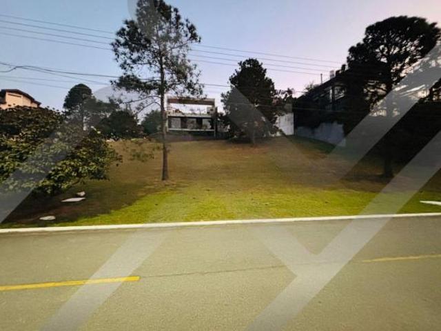 Terreno à venda, 900 m² por R$ 2.500.000,00 Aldeia da Serra Barueri/SP