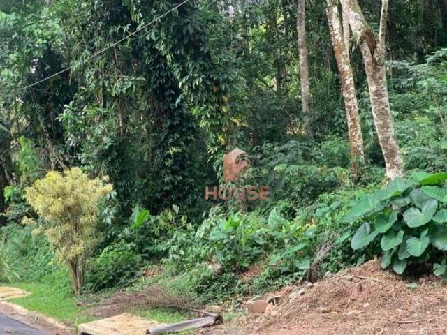 Terreno à venda, 900 m² por R$ 950.000,00 Condomínio Arujazinho I, II e III Arujá/SP