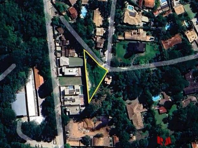Terreno à venda, 927 m² por R$ 600.000,00 Vila Santo Antônio Cotia/SP