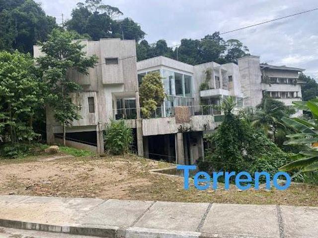 Terreno à venda, 932 m² por R$ 2.000.000,00 Marapé Santos/SP