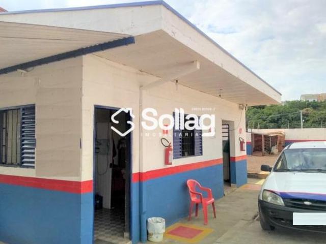 Terreno a venda com ótima topografia na cidade de Valinhos SP