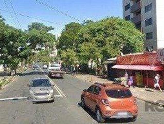 Terreno à venda com área 440 m² Bairro Camaquã POA/RS