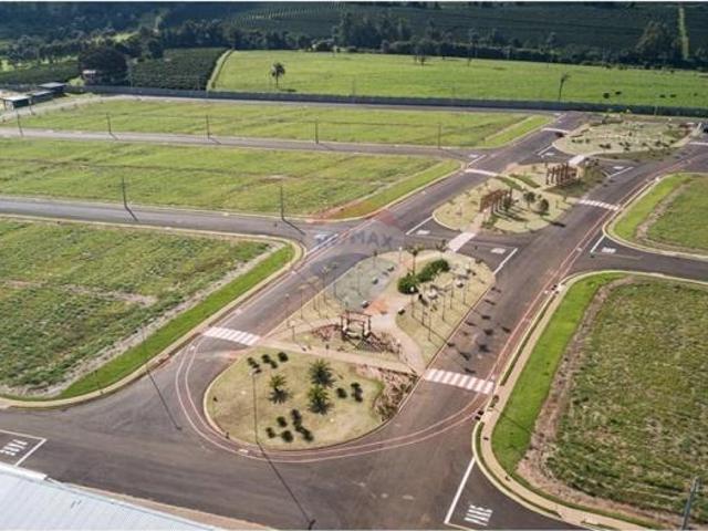 Terreno à venda com área 507,56 m² no Condomínio Reserva dos Ipês, Cristais Paulista SP