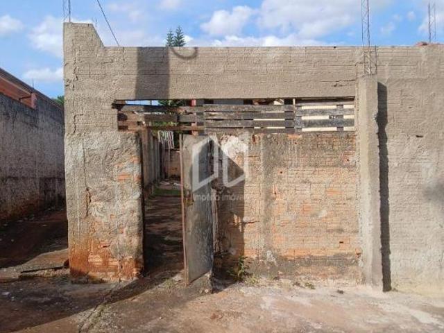 Terreno a venda com casa, 275m2, Jardim Rafaela A Micelli, Araraquara SP