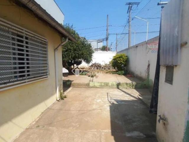 Terreno à Venda com Casa Vila Clarice, Santo André/SP | 8x30 | Esquina | Quintal Amplo