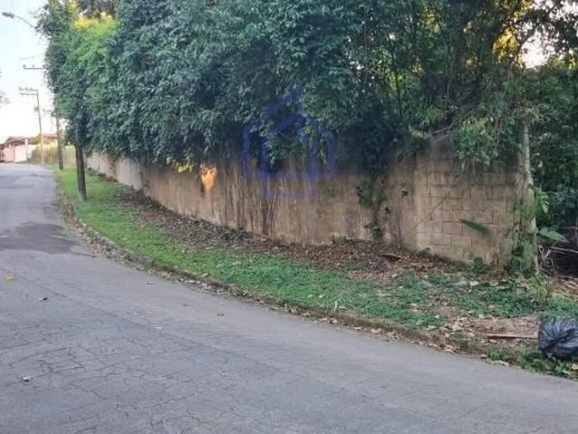 TERRENO À VENDA COM ESCRITURA DEFINITIVA NO ENGENHO D` ÁGUA EM ILHABELA SP