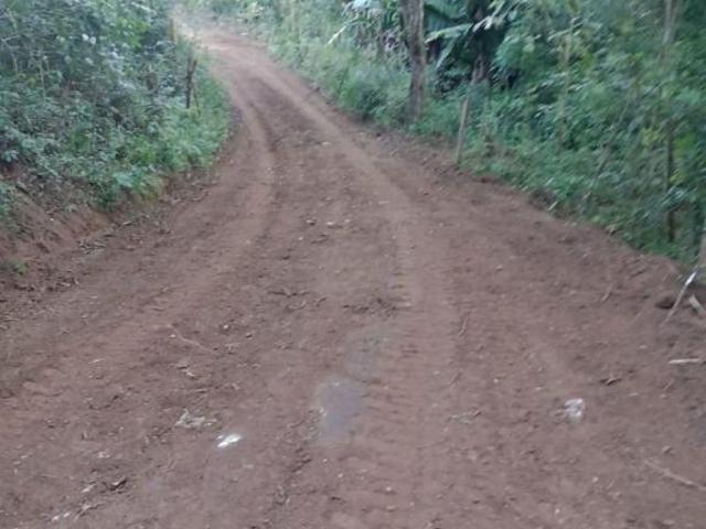 Terreno à Venda com 1000 m² no Juncal em Extrema
