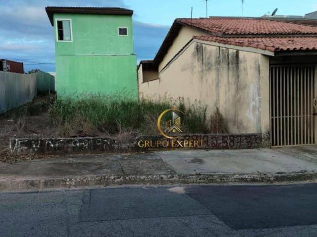 Terreno à venda com 130 m², localizado no bairro Vila das Flores em São José dos Campos