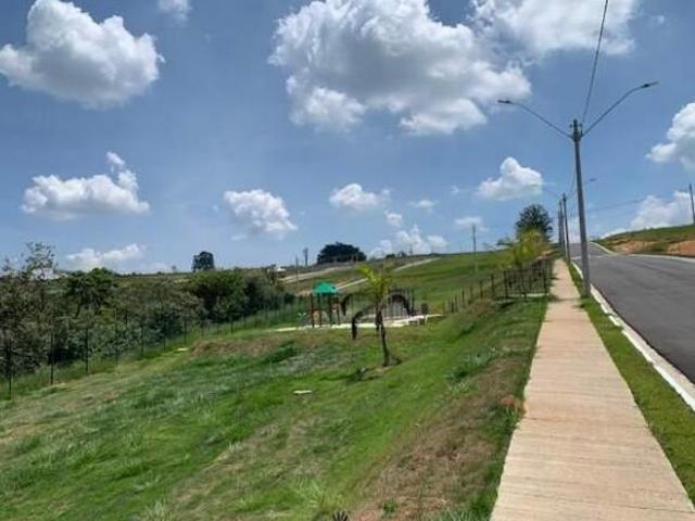 Terreno à venda com 200 metros no Condomínio Reserva dos Ypês já está liberado para construção