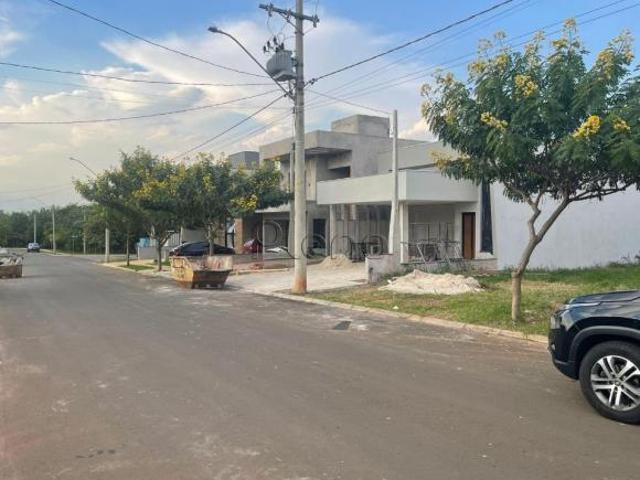 Terreno à venda com 200m² no Terras da Estância Ala do Bosque, em Paulínia