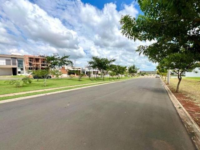 Terreno à venda com 200m² no Terras da Estância Ala dos Ipês em Paulínia