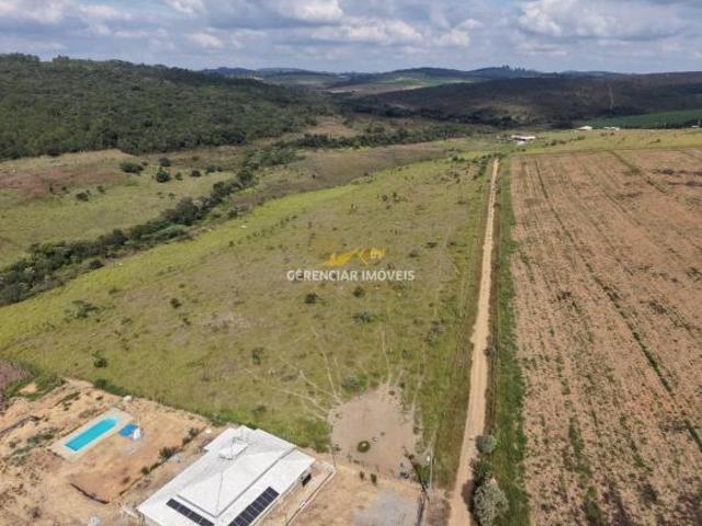Terreno á Venda com 20.000m², Semi Condomínio e Fundo banhado pelo Rio São João em Itatiaiuçu/MG!