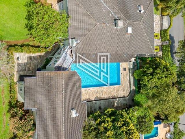 Terreno à venda com 2.830 m2, na região de Santa