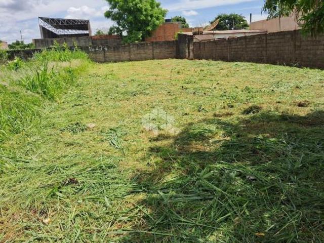 TERRENO Á VENDA COM 340m² VILA BRASIL