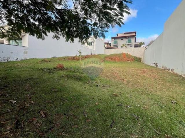 Terreno à venda com 342m² no Condomínio Ibiti do Paço Sorocaba/SP