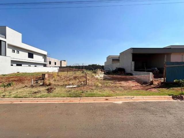 Terreno à venda com 346m² no Santorini Residencial Club em Paulínia