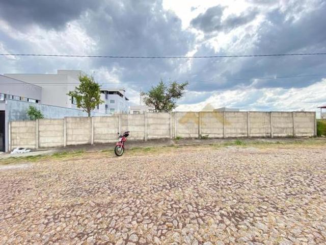 Terreno à Venda com 360m² no Bairro Santa Marta em Divinópolis MG