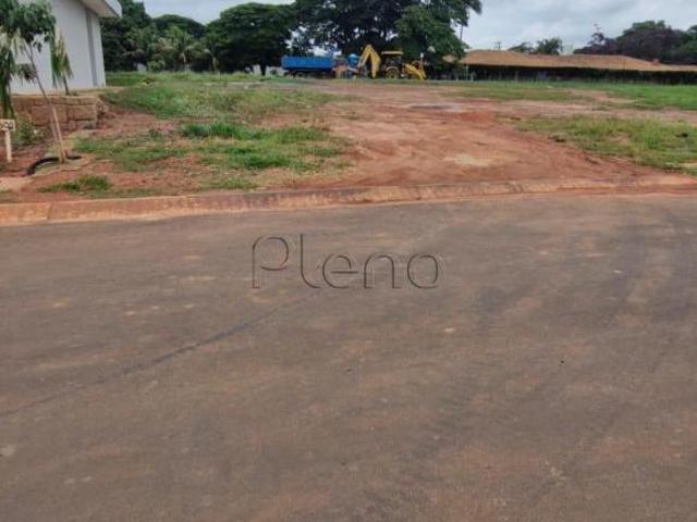 Terreno à venda com 386.7m² no Villa Sapezal Loteamento em Indaiatuba