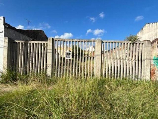 Terreno à venda com 300 m² no bairro Centro, em PELOTAS RS