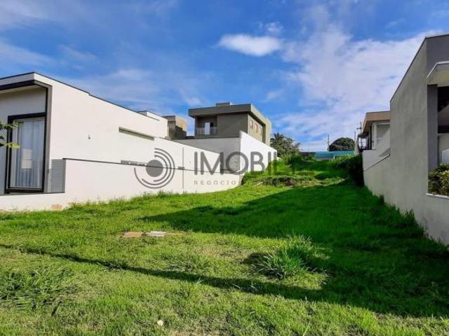 Terreno à venda com 308,78 m² no Condomínio Lagos D&apos Icaraí na cidade de Salto/SP