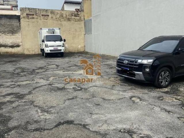 Terreno à Venda com 308m² no Bairro São José, Excelente Localização e Plano