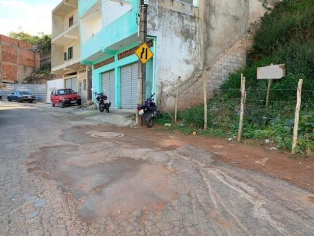 Terreno à venda com 446m² no Parque Independência Juiz de Fora/MG