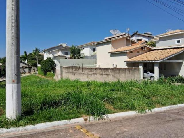 Terreno à venda com 450 m² no Condomínio Villaggio Capriccio, Louveira