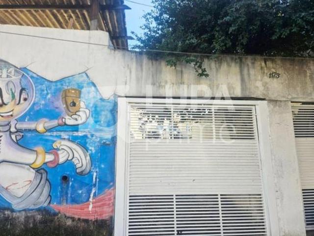 TERRENO Á VENDA COM 480m²