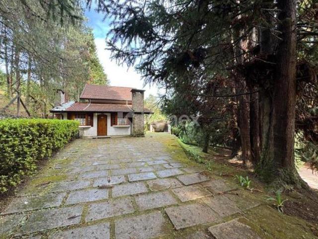Terreno à venda com 409 m² em Centro, Camanducaia