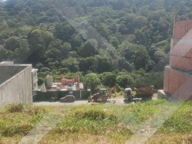 Terreno à venda com 420 m² no Condominio Altavis Aldeia da Serra