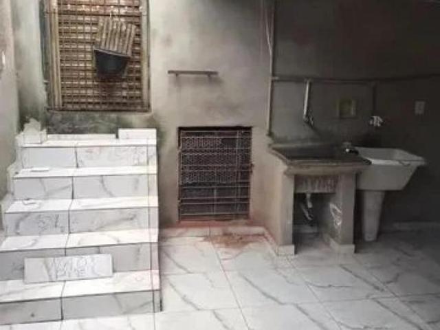 Terreno à Venda com 4 Casas e 2 Pontos Comerciais Jardim Leônidas Moreira Taboão da Serra/SP