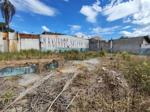 Terreno à venda com 540 m² no Vila Bourbon Sousas, Campinas