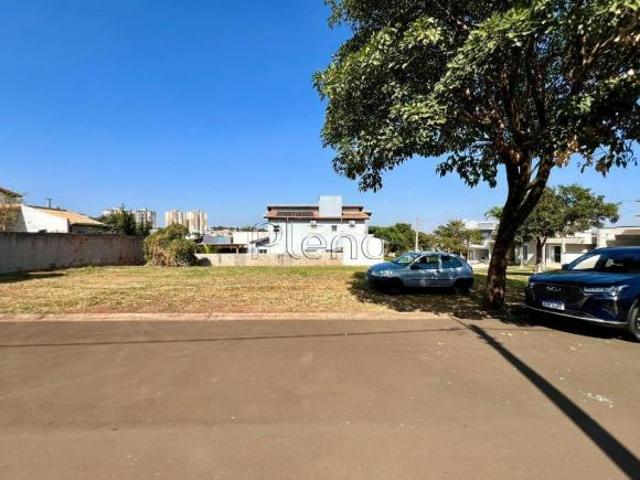 Terreno à venda com 649m² no Alto da Boa Vista em Paulínia