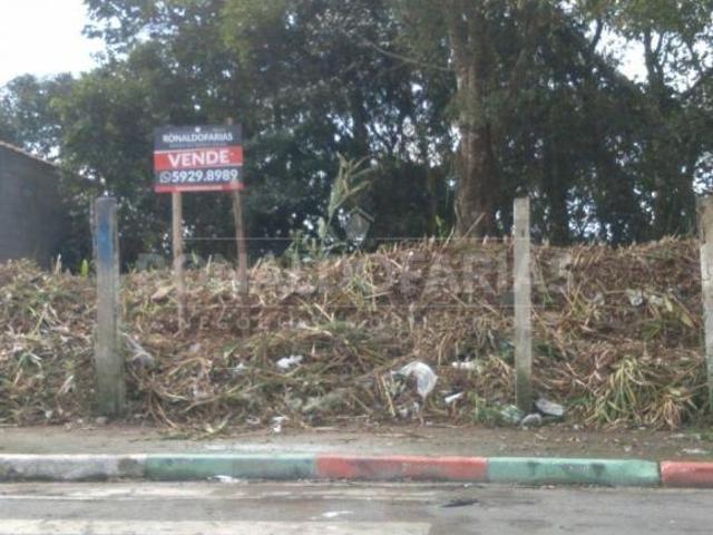 Terreno a venda com 770m² na região de Parelheiros próximo ao centro