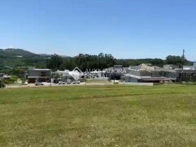 Terreno à venda com 887,79 m² no Condominio Alphaville Zona Sul Porto Alegre