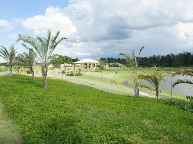 Terreno à venda com 800 M² no condomínio Haras Patente em Jaguariúna