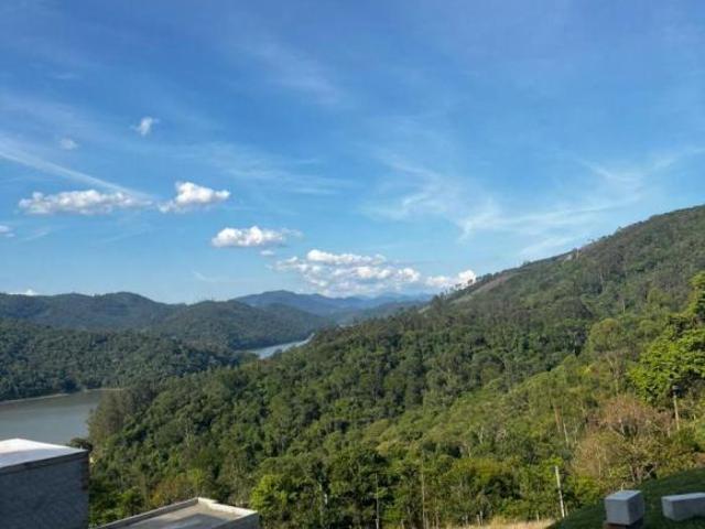 Terreno à Venda com 9000 m² bairro Santa Luzia com vista para represa