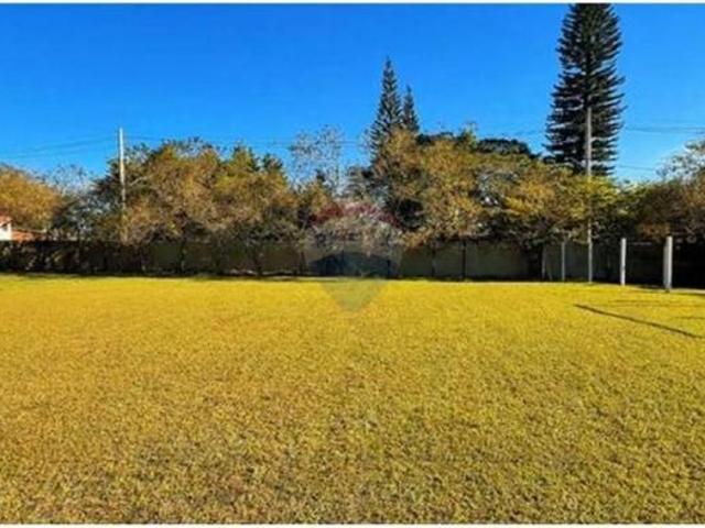 Terreno à Venda com 913,4 m² Jd Master Araçoiaba da Serra SP R$ 260.000